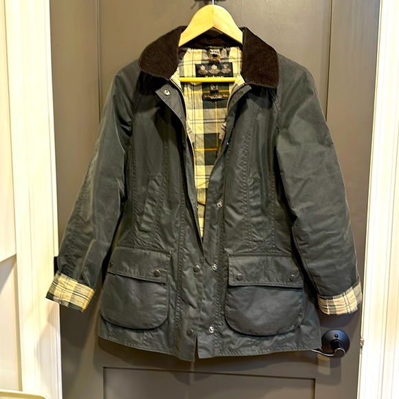 Barbour | Jackets & Coats | Barbour Beadnell Jacket Size 4us Classic ...